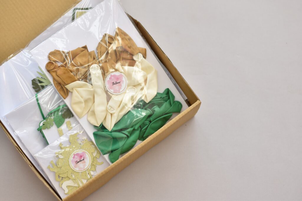 BASIC – WILD ONE PARTY BOX - Artzone